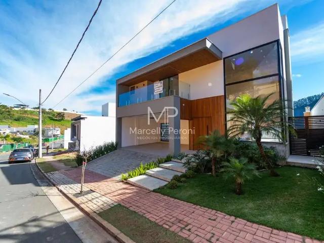 Casa / Sobrado em Condomínio para Venda em Juiz de Fora/MG Salvaterra 4 Quartos