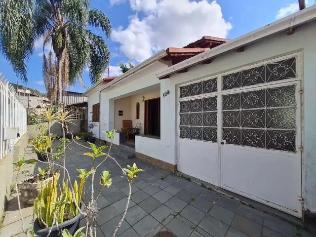 Casa / Sobrado em Condomínio para Venda em Juiz de Fora/MG Santa Catarina 4 Quartos
