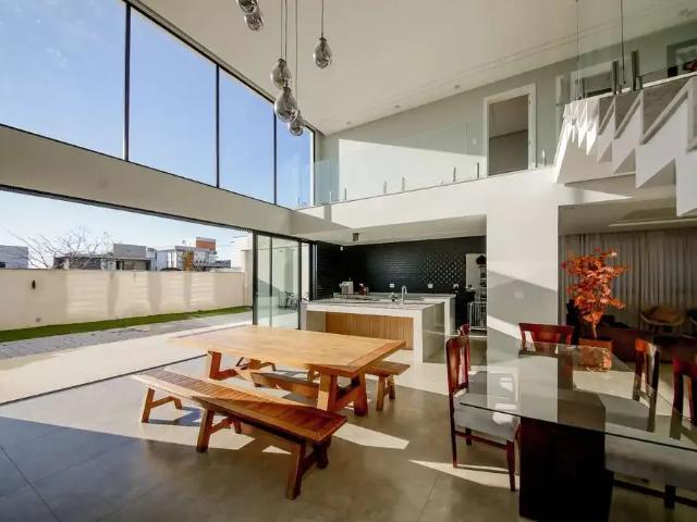 Casa / Sobrado em Condomínio para Venda em Juiz de Fora/MG Vina Del Mar 4 Quartos