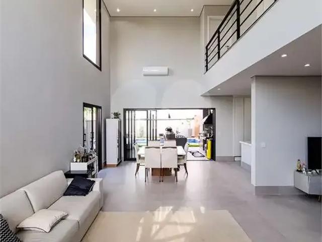 Casa / Sobrado em Condomínio para Venda em Jundiaí/SP Bella Vittà 4 Quartos