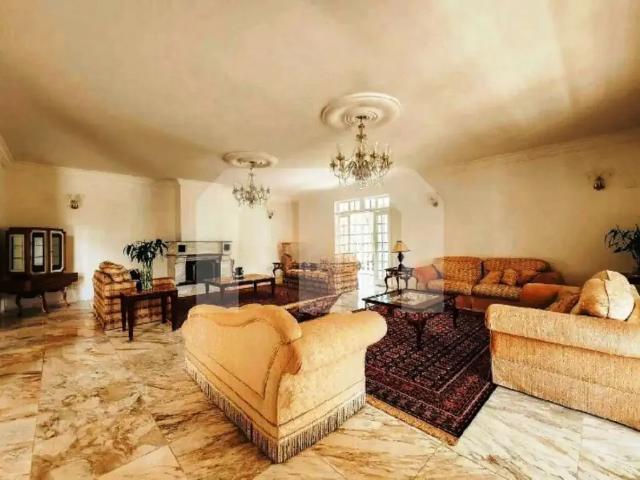 Casa / Sobrado em Condomínio para Venda em Jundiaí/SP Caxambu 10 Quartos