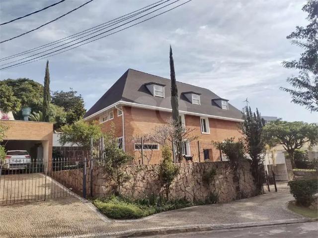 Casa / Sobrado em Condomínio para Venda em Jundiaí/SP Chácara Malota 5 Quartos