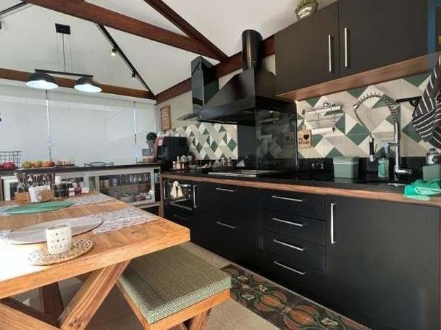 Casa / Sobrado em Condomínio para Venda em Jundiaí/SP Chácara das Palmeiras 4 Quartos