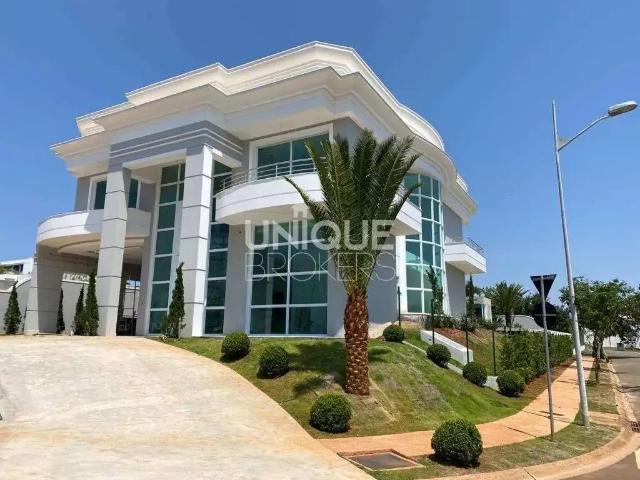 Casa / Sobrado em Condomínio para Venda em Jundiaí/SP Cidade Santos Dumont 4 Quartos