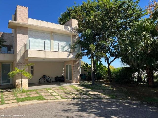 Casa / Sobrado em Condomínio para Venda em Jundiaí/SP Cidade Santos Dumont 3 Quartos