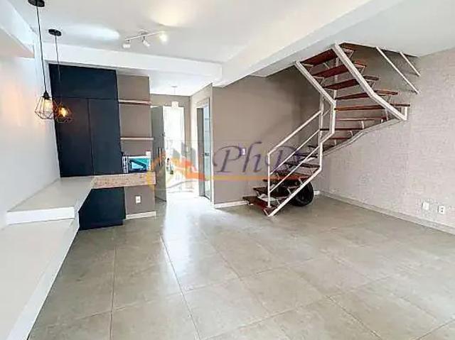 Casa / Sobrado em Condomínio para Venda em Jundiaí/SP Engordadouro 3 Quartos