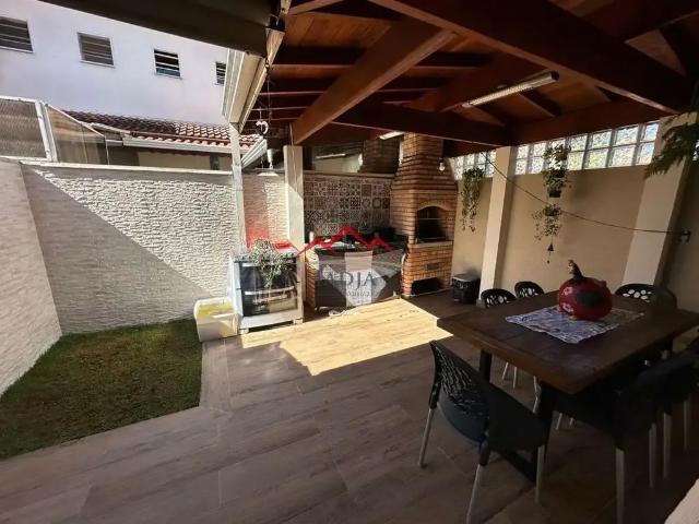 Casa / Sobrado em Condomínio para Venda em Jundiaí/SP Engordadouro 3 Quartos