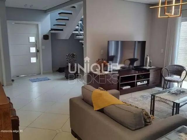 Casa / Sobrado em Condomínio para Venda em Jundiaí/SP Engordadouro 4 Quartos
