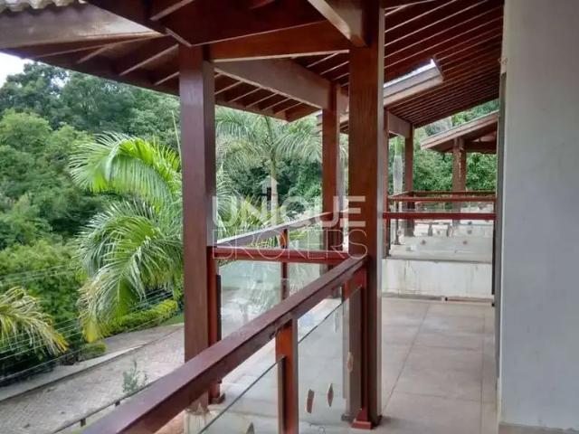 Casa / Sobrado em Condomínio para Venda em Jundiaí/SP Ivoturucaia 5 Quartos