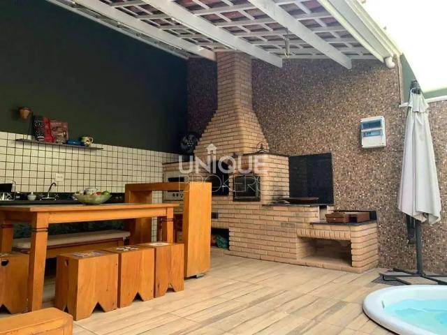 Casa / Sobrado em Condomínio para Venda em Jundiaí/SP Jardim Caxambu 3 Quartos