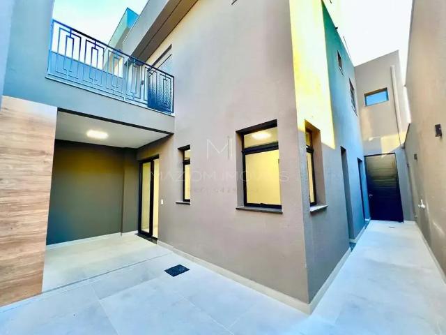 Casa / Sobrado em Condomínio para Venda em Jundiaí/SP Jardim Celeste 3 Quartos