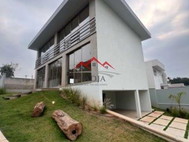 Casa / Sobrado em Condomínio para Venda em Jundiaí/SP Jardim Gramadão I 4 Quartos
