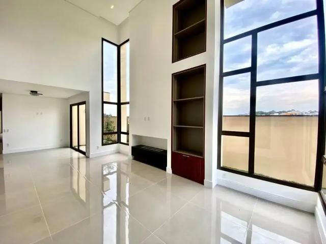 Casa / Sobrado em Condomínio para Venda em Jundiaí/SP Jardim Novo Mundo 3 Quartos