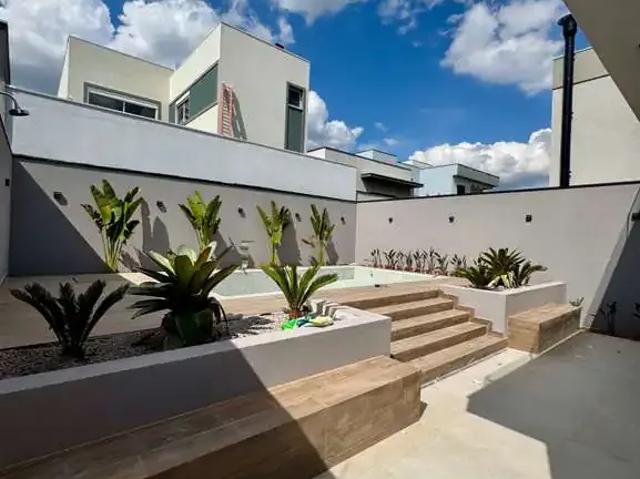 Casa / Sobrado em Condomínio para Venda em Jundiaí/SP Jardim Novo Mundo 3 Quartos