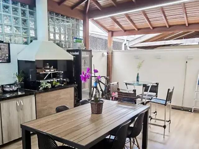 Casa / Sobrado em Condomínio para Venda em Jundiaí/SP Jardim Shangai 3 Quartos