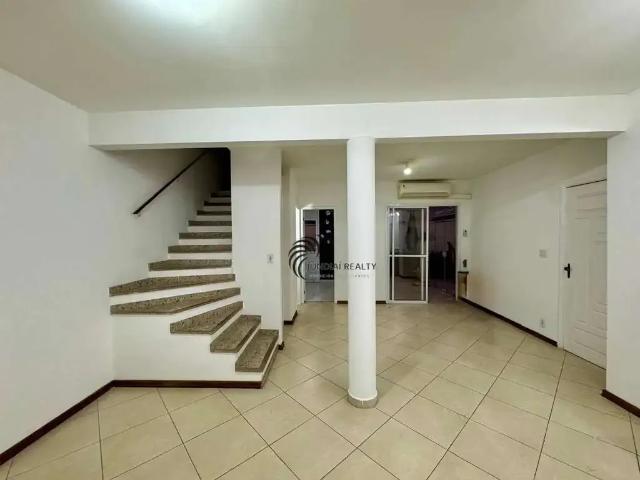 Casa / Sobrado em Condomínio para Venda em Jundiaí/SP Jardim Shangai 3 Quartos