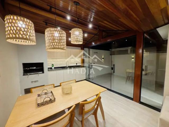 Casa / Sobrado em Condomínio para Venda em Jundiaí/SP Jardim Shangai 3 Quartos