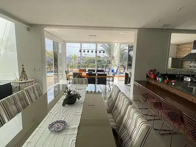 Casa / Sobrado em Condomínio para Venda em Jundiaí/SP Jardim Tarumã 4 Quartos