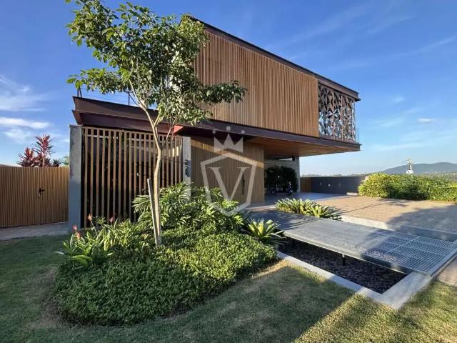 Casa / Sobrado em Condomínio para Venda em Jundiaí/SP Medeiros 4 Quartos