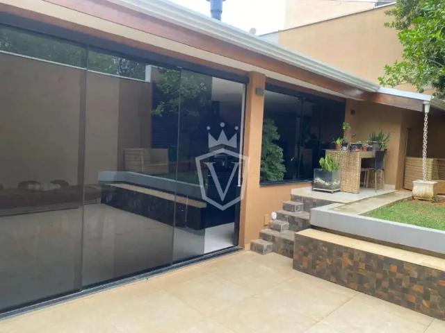 Casa / Sobrado em Condomínio para Venda em Jundiaí/SP Medeiros 4 Quartos