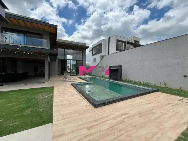 Casa / Sobrado em Condomínio para Venda em Jundiaí/SP Medeiros 4 Quartos