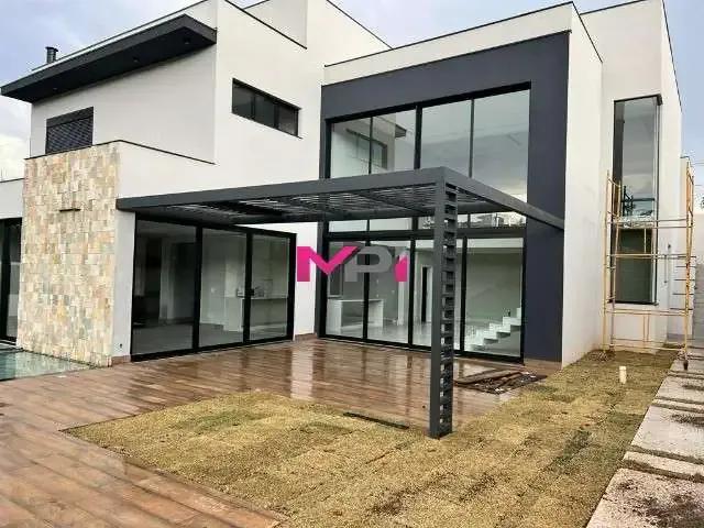 Casa / Sobrado em Condomínio para Venda em Jundiaí/SP Medeiros 4 Quartos