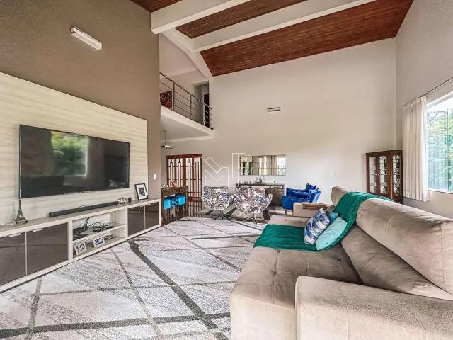 Casa / Sobrado em Condomínio para Venda em Jundiaí/SP Medeiros 5 Quartos