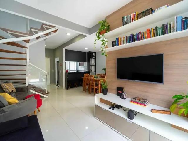 Casa / Sobrado em Condomínio para Venda em Jundiaí/SP Medeiros 3 Quartos