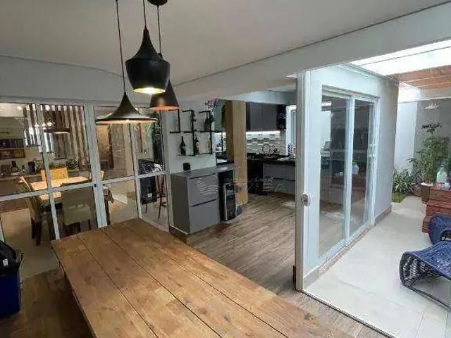Casa / Sobrado em Condomínio para Venda em Jundiaí/SP Medeiros 3 Quartos