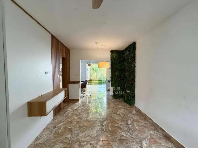 Casa / Sobrado em Condomínio para Venda em Jacareí/SP Vila Branca 2 Quartos