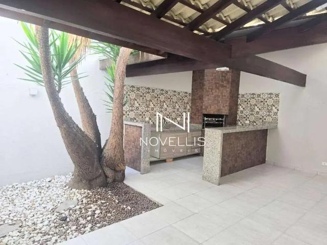 Casa / Sobrado em Condomínio para Venda em Jacareí/SP Vila Branca 3 Quartos
