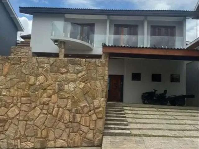 Casa / Sobrado em Condomínio para Venda em Jacareí/SP Vila Zezé 4 Quartos