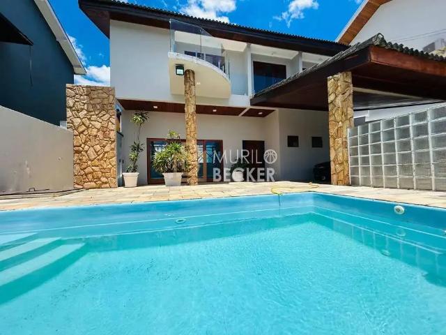 Casa / Sobrado em Condomínio para Venda em Jacareí/SP Vila Zezé 4 Quartos