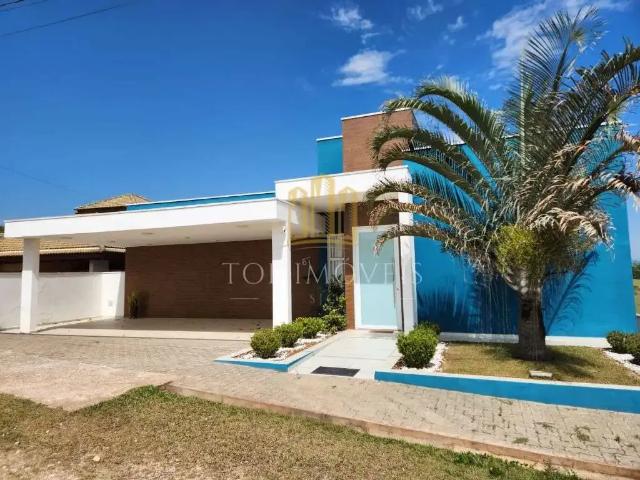 Casa / Sobrado em Condomínio para Venda em Jacareí/SP Zona de Adensamento Restrito ZAR 5 Quartos