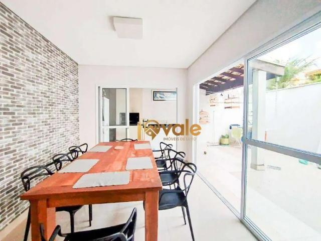 Casa / Sobrado em Condomínio para Venda em Jacareí/SP Condomínio Residence Club 3 Quartos