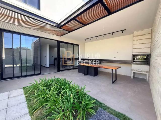 Casa / Sobrado em Condomínio para Venda em Jacareí/SP Jardim Califórnia 4 Quartos
