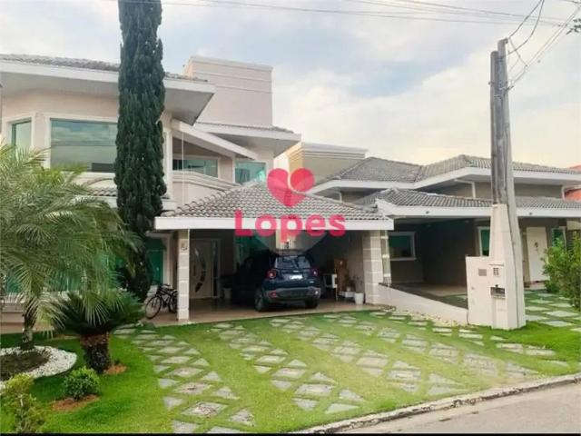 Casa / Sobrado em Condomínio para Venda em Jacareí/SP Jardim Califórnia 4 Quartos