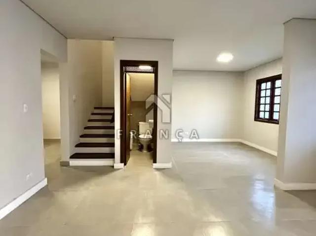 Casa / Sobrado em Condomínio para Venda em Jacareí/SP Jardim Califórnia 3 Quartos