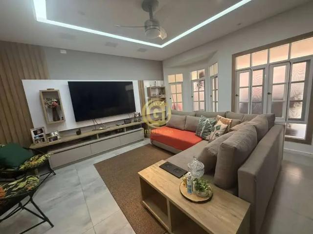 Casa / Sobrado em Condomínio para Venda em Jacareí/SP Jardim Califórnia 3 Quartos