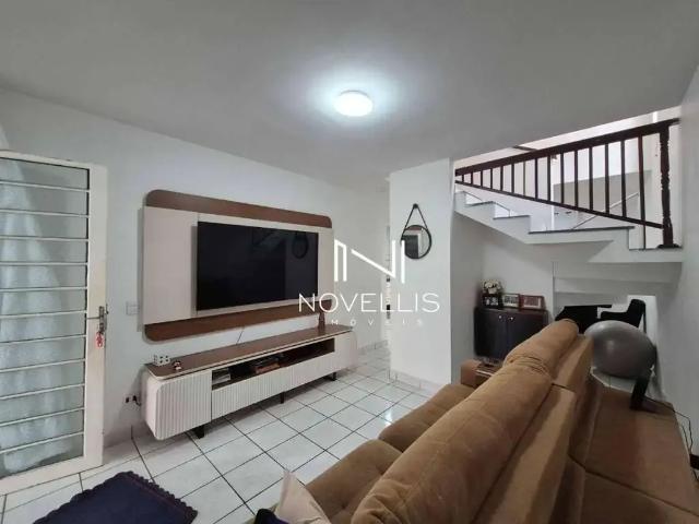 Casa / Sobrado em Condomínio para Venda em Jacareí/SP Jardim Califórnia 3 Quartos