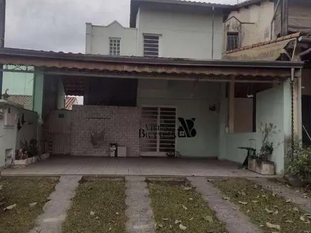 Casa / Sobrado em Condomínio para Venda em Jacareí/SP Jardim Califórnia 3 Quartos