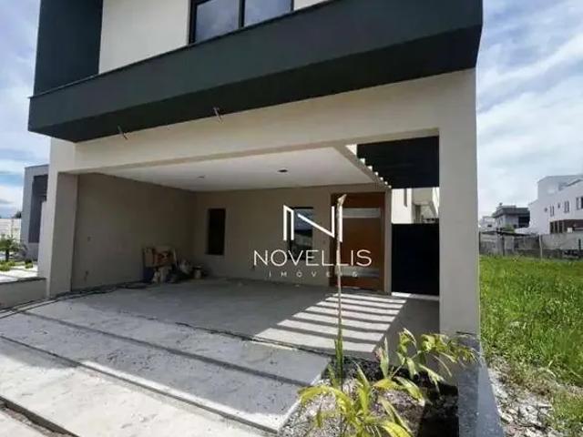 Casa / Sobrado em Condomínio para Venda em Jacareí/SP Jardim Jacinto 4 Quartos