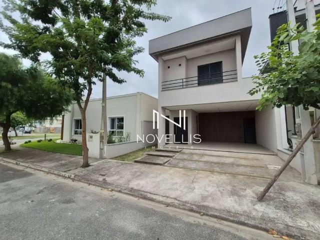 Casa / Sobrado em Condomínio para Venda em Jacareí/SP Jardim Jacinto 4 Quartos