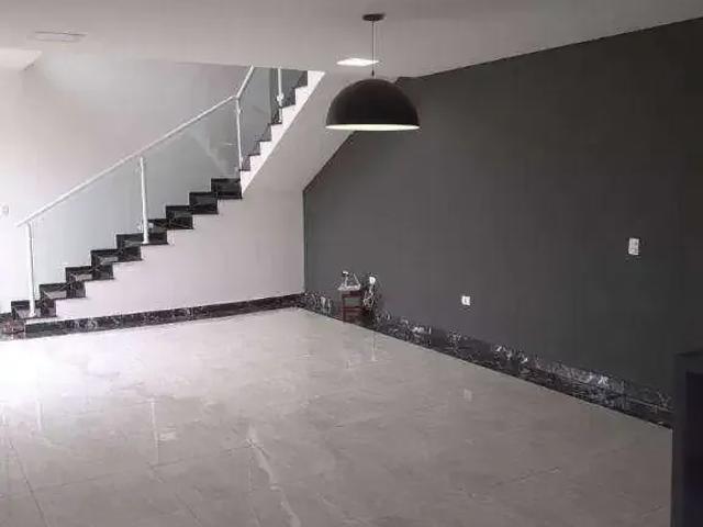 Casa / Sobrado em Condomínio para Venda em Jacareí/SP Jardim Jacinto 4 Quartos