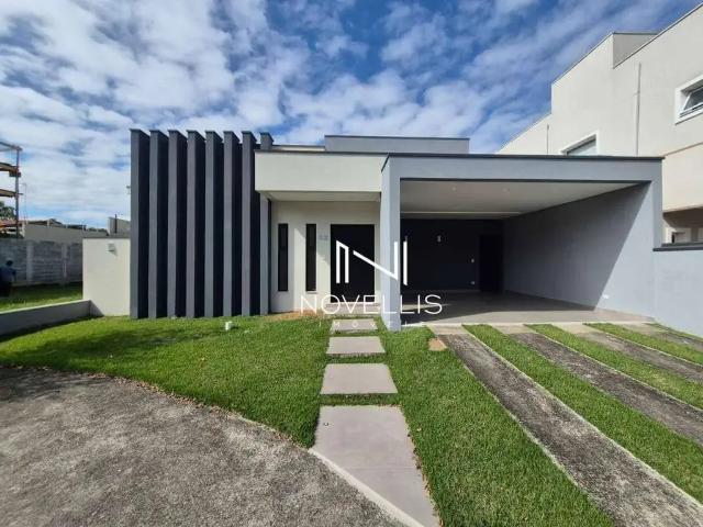 Casa / Sobrado em Condomínio para Venda em Jacareí/SP Jardim Jacinto 3 Quartos