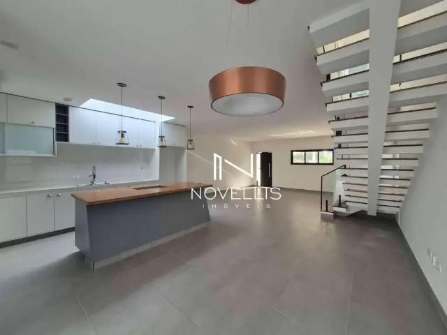 Casa / Sobrado em Condomínio para Venda em Jacareí/SP Jardim Jacinto 3 Quartos