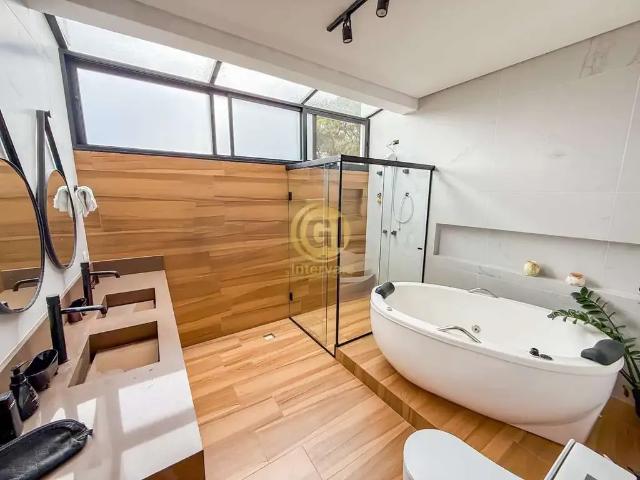 Casa / Sobrado em Condomínio para Venda em Jacareí/SP Jardim Jacinto 3 Quartos