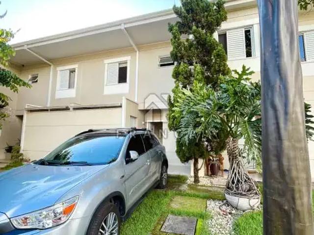 Casa / Sobrado em Condomínio para Venda em Jacareí/SP Jardim Jacinto 3 Quartos