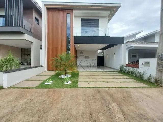 Casa / Sobrado em Condomínio para Venda em Jacareí/SP Jardim Jacinto 3 Quartos