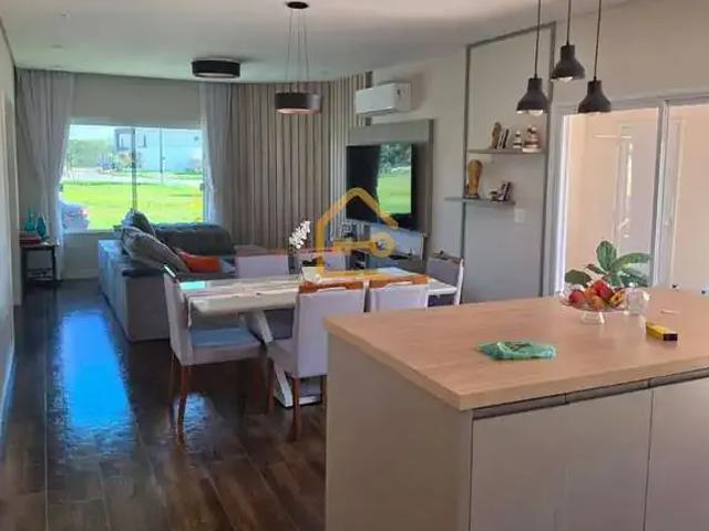 Casa / Sobrado em Condomínio para Venda em Jacareí/SP Jardim Jacinto 3 Quartos